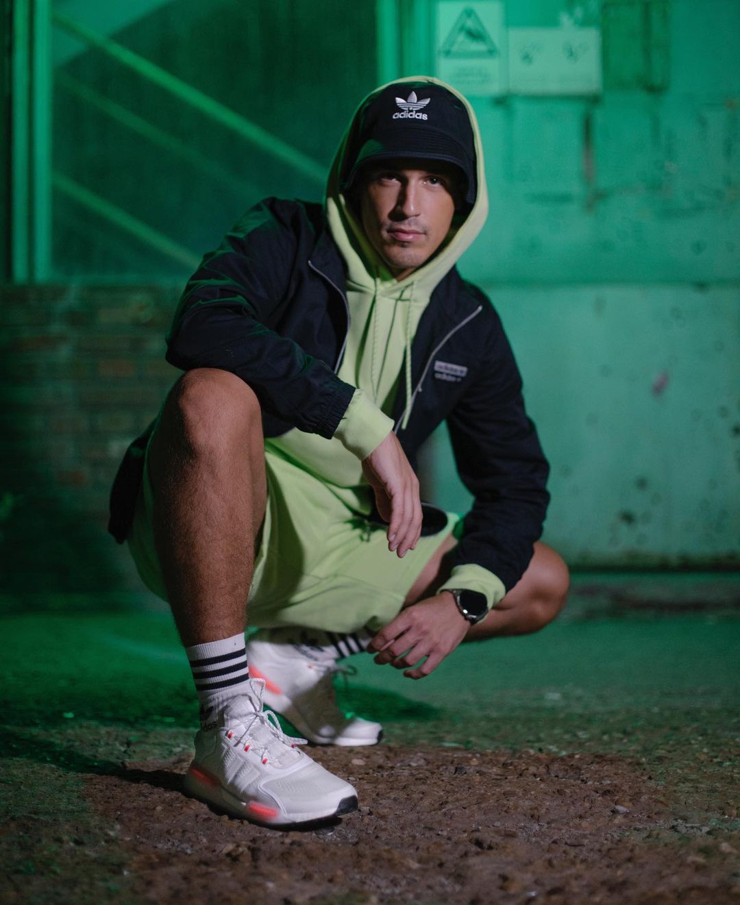 Buzz Sneaker Station - Online Shop | Buzz - Online Shop