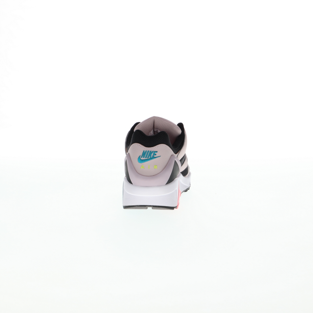 Patike za sve prilike - ekskluzivna kolekcija | Buzz