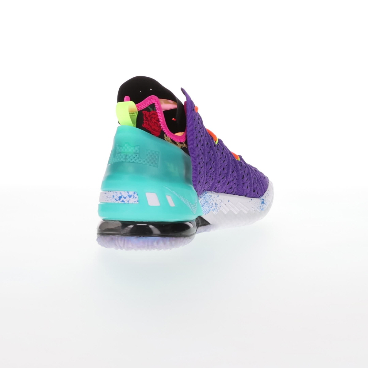 NIKE Patike LEBRON XVIII BEST OF | Buzz - Online Shop