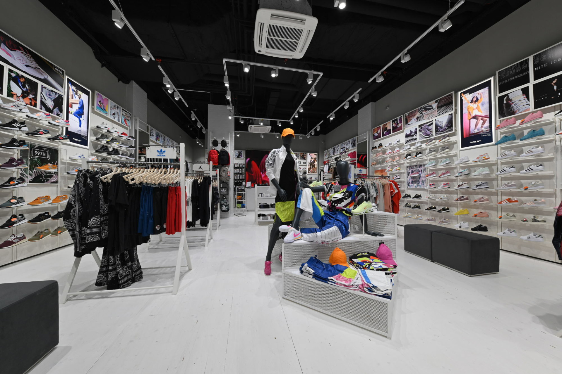 BUZZ TC Ada Mall Beogra | Buzz - Online Shop