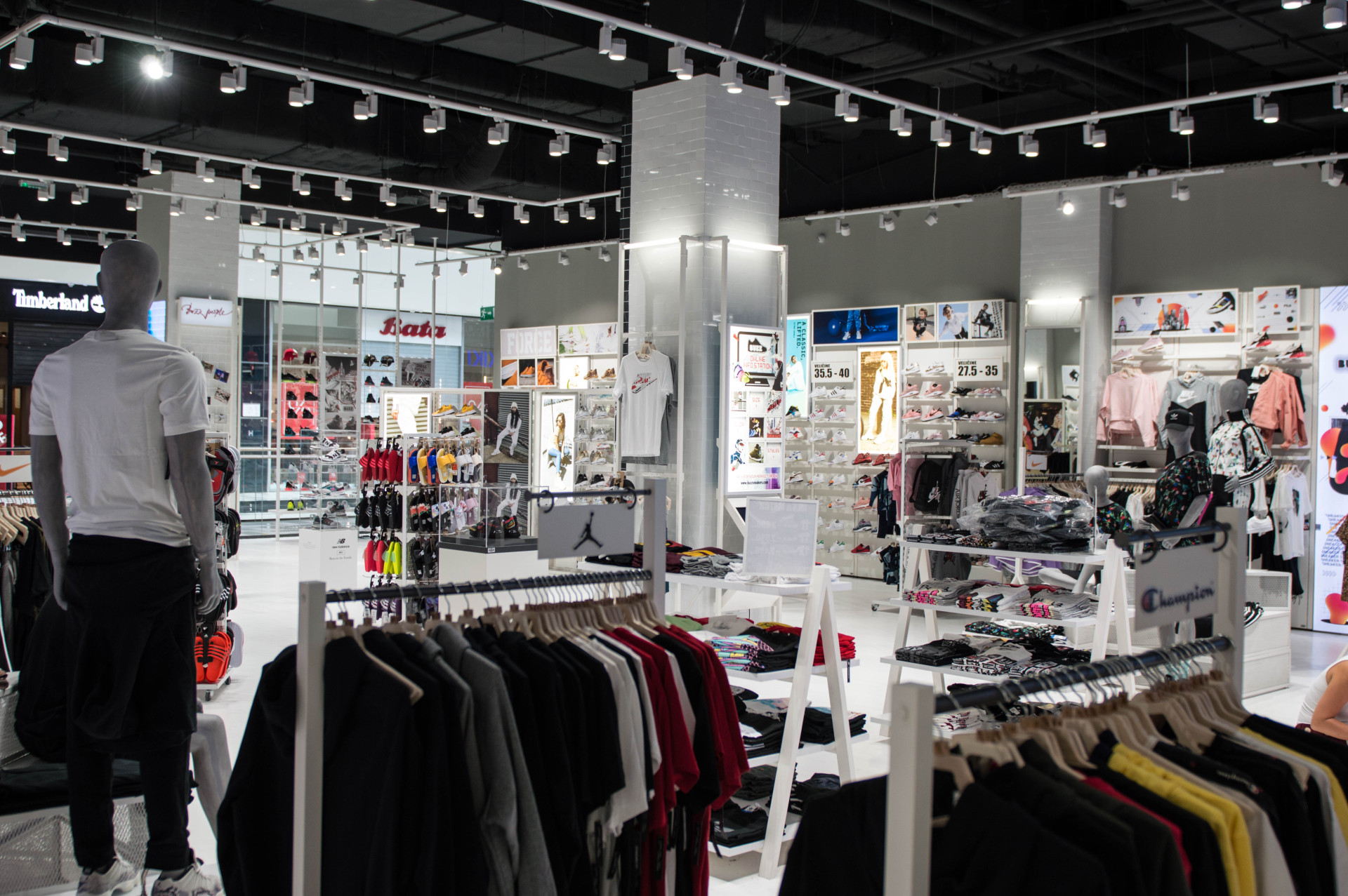 Buzz radnja Promenada Novi Sad | Buzz - Online Shop